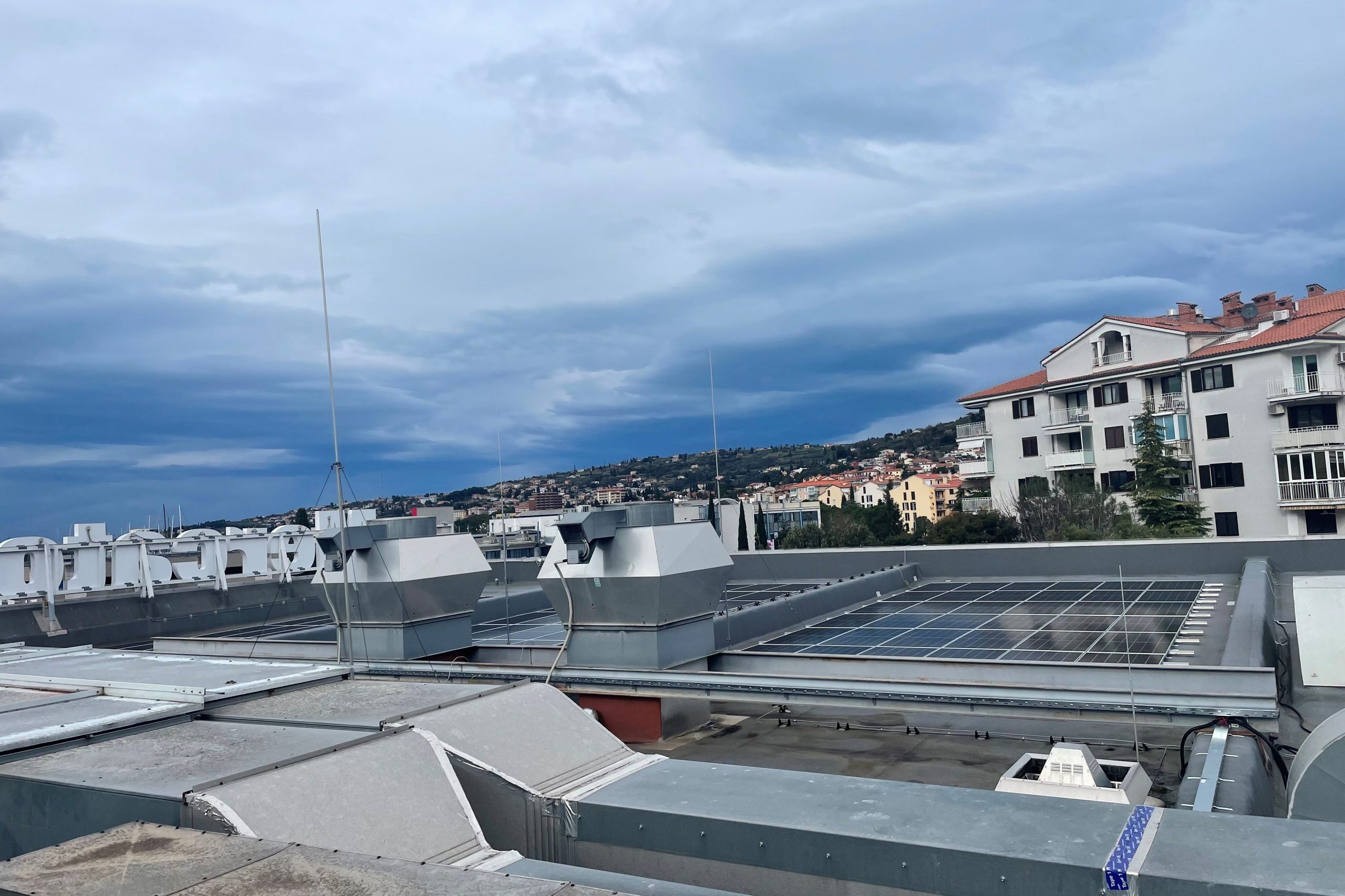 Sončna elektrarna Mercator center Lucija – GP-Sistemi